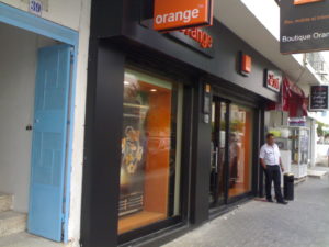 Aménagement de la nouvelle boutique ORANGE MEDNINE - EMH